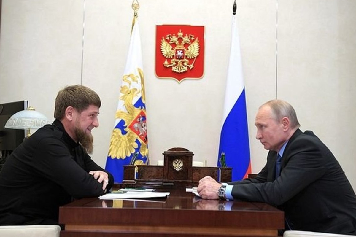 Кадыров объяснил свои слова о верности Путину: Власть и Общество: Политика: INFOX.ru